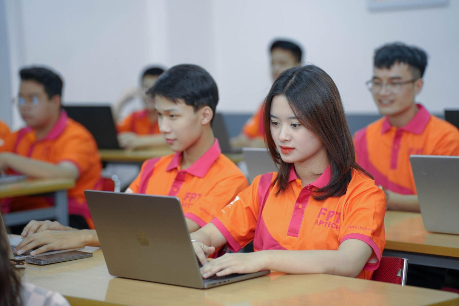 FPT Aptech Vietnam - Hệ thống đào tạo lập trình viên quốc tế